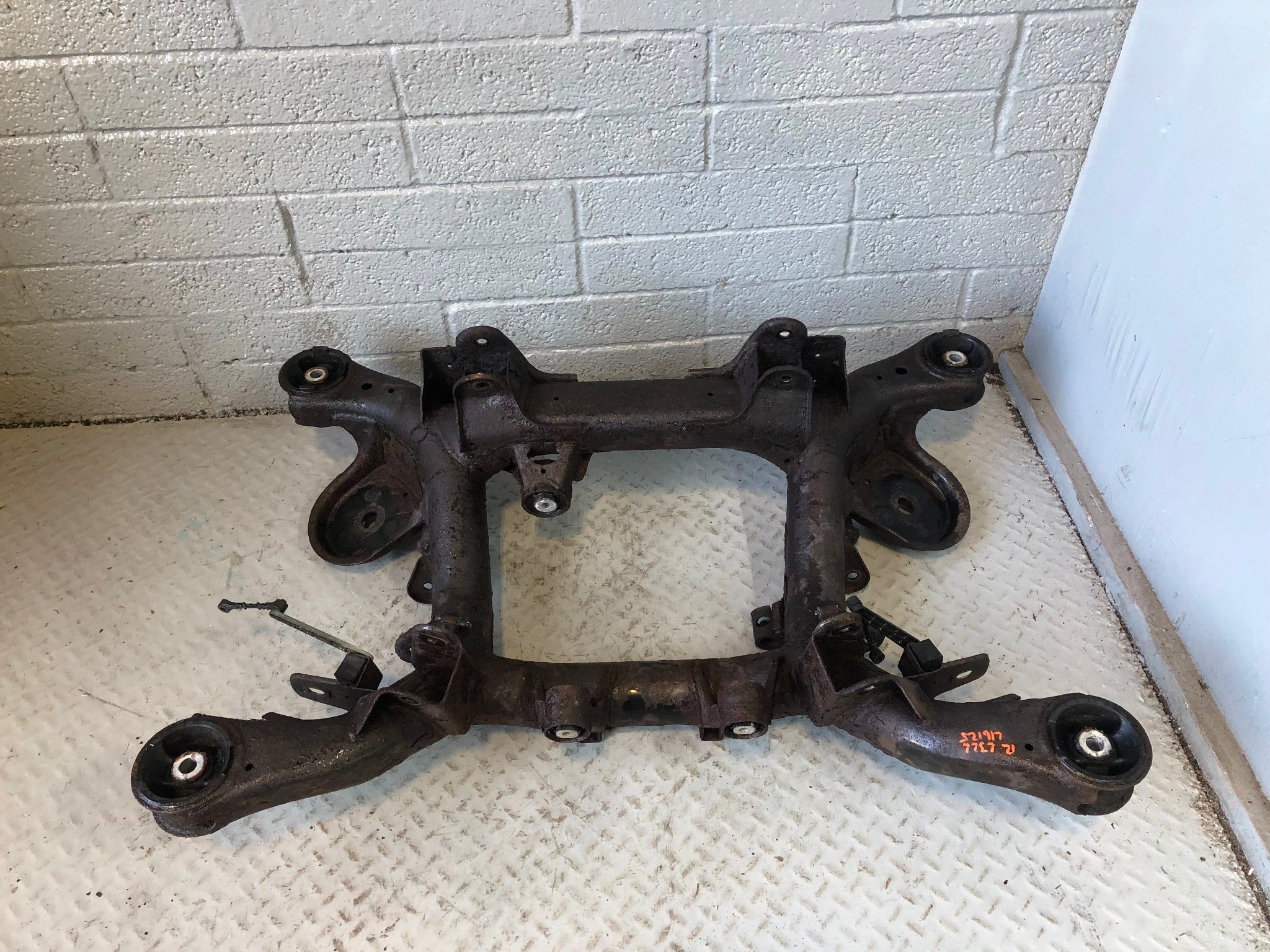 Range Rover L322 Rear Subframe Assembly 4.4 V8 TD6 2002 to 2006 L16125 ...