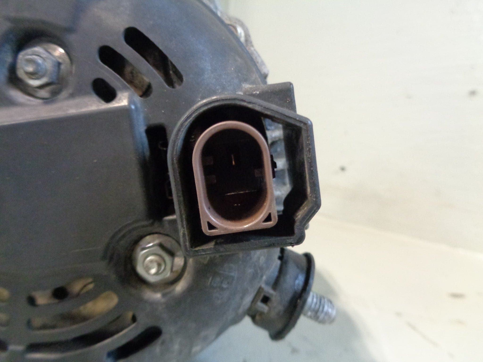 Land rover discovery 4 alternator store