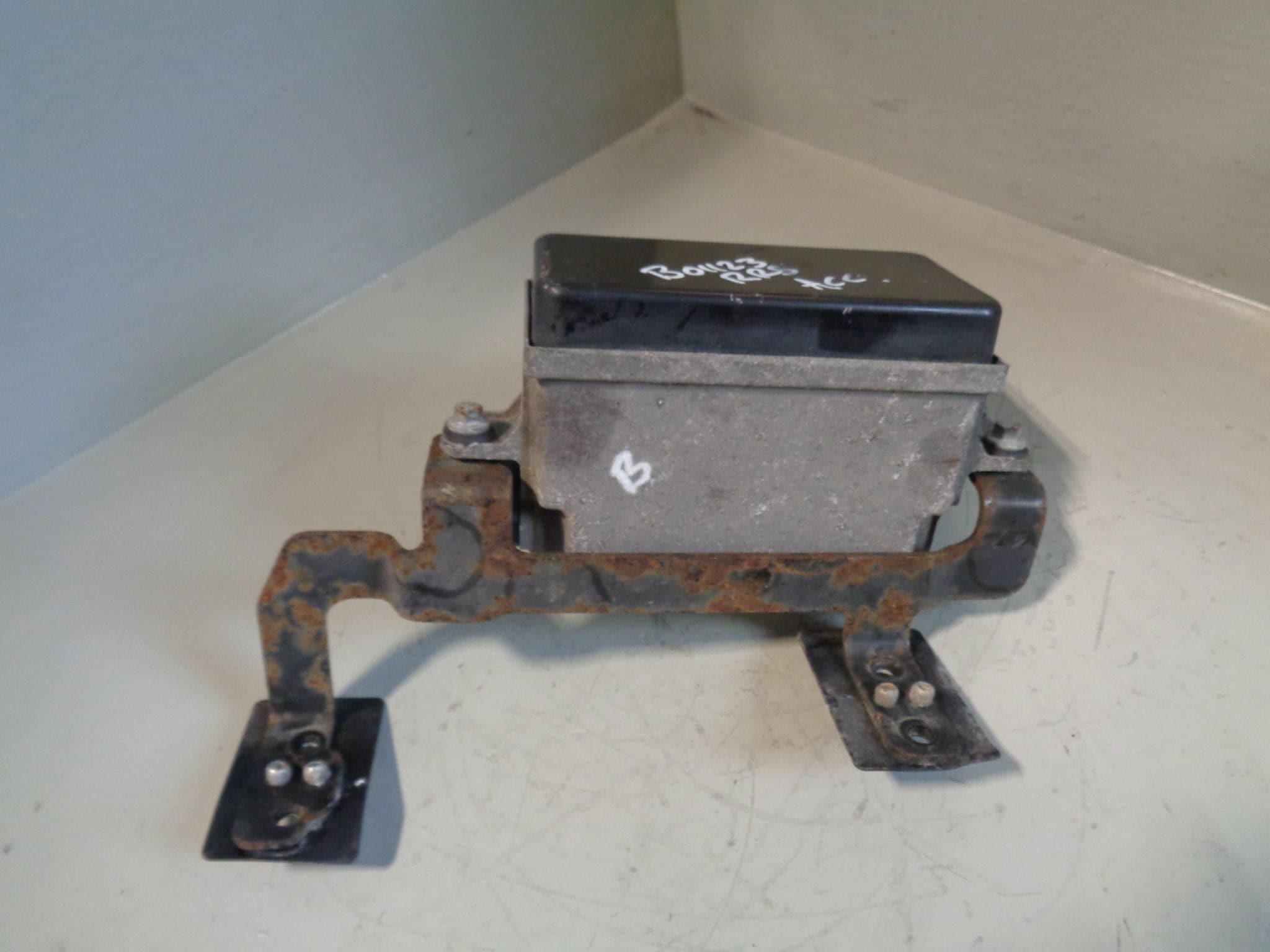 Range Rover Sport L320 Adaptive Cruise Control Radar Sensor 8X23-9G768 ...